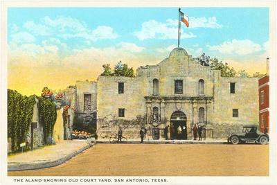 Alamo and Courtyard, San Antonio, Texas Art Print | Art.com