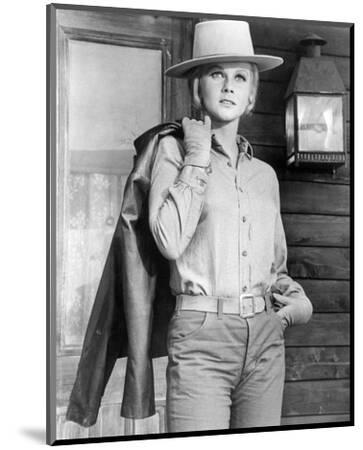 Ann-Margret - The Train Robbers Mounted Photo | Art.com