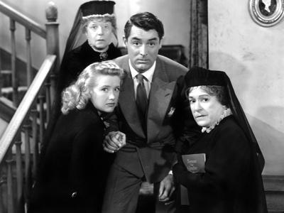 Arsenic and Old Lace, Priscilla Lane, Jean Adair, Cary Grant, Josephine ...