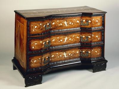 Baroque Style Lombard Chest of Drawers with Concave Pediment Covered in ...