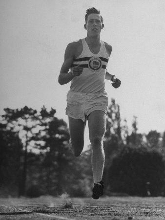 'British Track Runner Roger Bannister Running, the First Person to Run ...