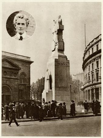 'Edith Cavell Memorial' Photographic Print | Art.com