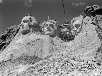 Mount Rushmore National Memorial Being Carved by Stoneworkers, the ...