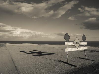 'End Road Sign in Desert, Salton Sea, Salton City, Imperial County ...