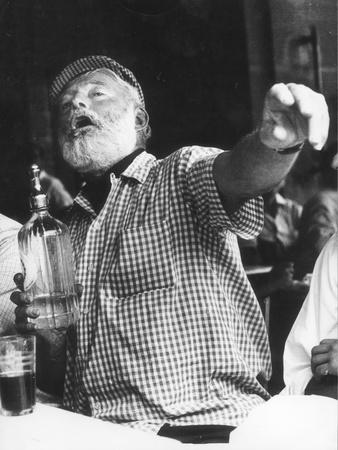 Ernest Hemingway Photographic Print | Art.com