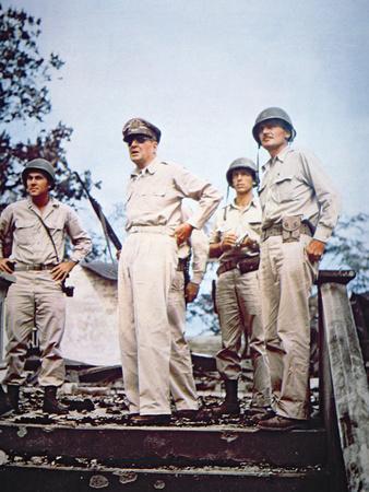 'General Douglas Macarthur Returns to the Philippines with the Us ...
