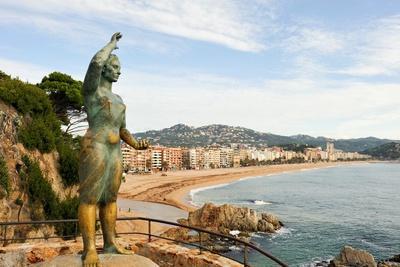 'Dona Marinera (Fisherman's Wife), bronze sculpture by Ernest Maragall ...