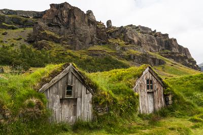 'Iceland, Nupsstadur Turf Farmstead. Old homes covered with turf for ...