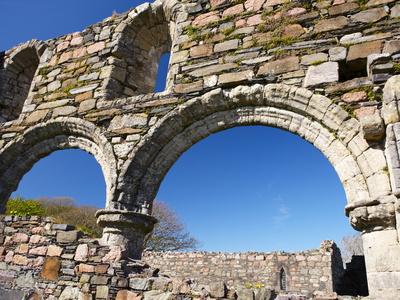 'Iona Nunnery, Nave Arcades in the Nunnery Church, Iona, Inner Hebrides ...