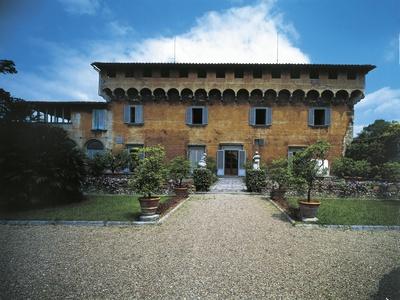 Italy, Tuscany Region, Careggi, Villa Medici Exterior Giclee Print ...