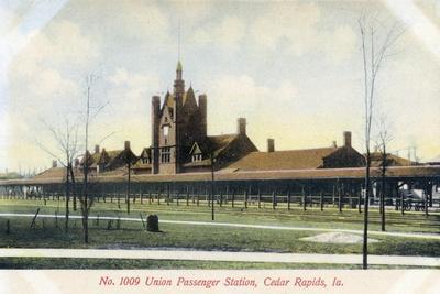 Cedar Rapids, Iowa - Panoramic Exterior View of Union Station Art Print ...