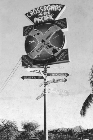 'Honolulu, Hawaii - Crossroads of the Pacific Sign' Art Print - Lantern ...