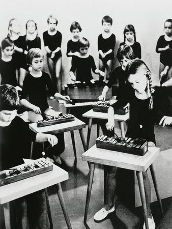 'Lesson of Music and Movement at Suse Bohn Study Using Carl Orff Method ...