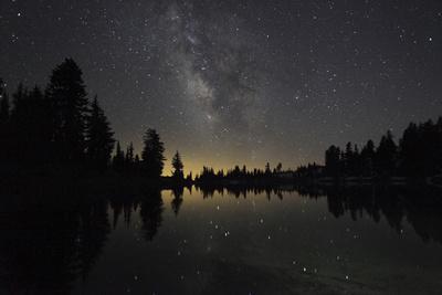'Lake at Night with Reflected Stars of the Milky Way and Silhouetted ...