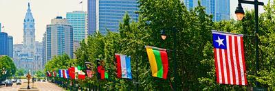 'National Flags of the Countries at Benjamin Franklin Parkway ...