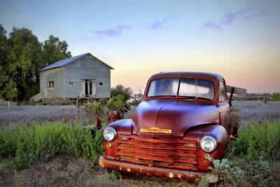 'Old Chev' Photographic Print - Wayne Bradbury | Art.com