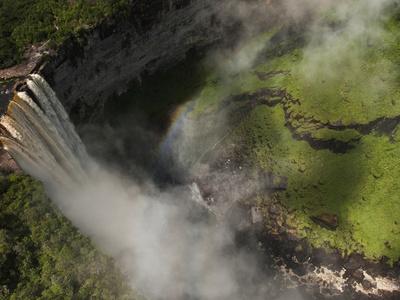'Potaro River Which Runs into the Essequibo River, Kaieteur National ...