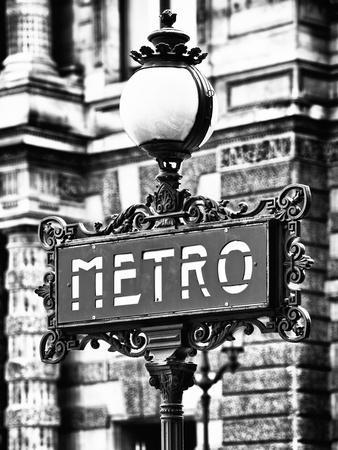 'Classic Art, Metro Sign at the Louvre Metro Station, Paris, France ...