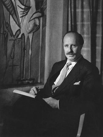 'Portrait of Sir Basil Urwin Spence' Art Print - Howard Coster | Art.com