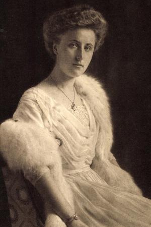 'Prinzessin Feodora Von Sachsen Meiningen, Portrait' Giclee Print | Art.com