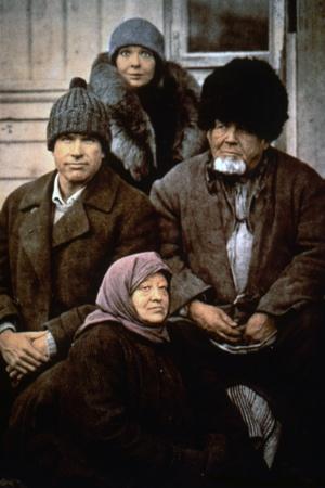 REDS, 1981 directed by WARREN BEATTY Warren Beatty and Diane Keaton ...