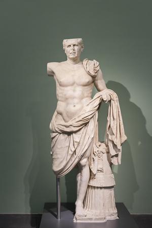 Statue of a Roman Commander in Hellenistic Style, Between 90 and 70 BC ...
