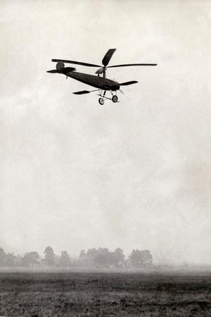 'The Autogiro/Gyroplane of the Spanish Inventor De La Cierva Airborne ...