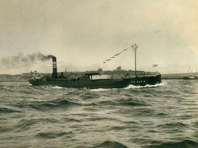 'The Cargo Ship 'Sir David' Leaving the River Tyne, 1927 (B/W Photo ...