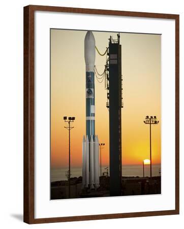 'The Delta II Rocket On Its Launch Pad' Photographic Print - Stocktrek ...