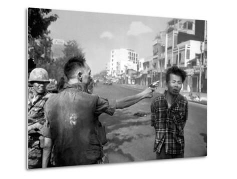 Vietnam War Saigon Execution Photographic Print by Eddie Adams | Art.com