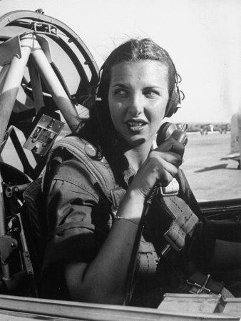 'Nancy Nesbit, Pilot Trainee in Women's Flying Training Detachment ...