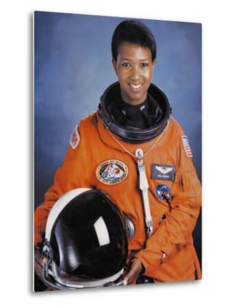 Dr Mae Jemison Was the First African-American Woman in Space Photo by ...