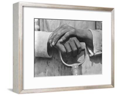 Hands of a Construction Worker, Mexico, 1926 Photographic Print by Tina ...
