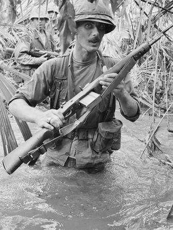 'Vietnam War 1965' Photographic Print - Horst Faas | Art.com