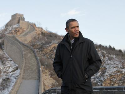 'U.S. President Barack Obama Tours the Great Wall in Badaling, China ...