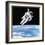'Us Astronaut Bruce Mccandless Spacewalking, 1984' Photographic Print ...