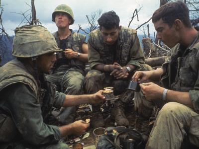 'US Marines Eating Rations During a Lull in the Fighting Near the Dmz ...