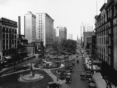 'Washington Boulevard, Detroit, 1920' Photographic Print | Art.com