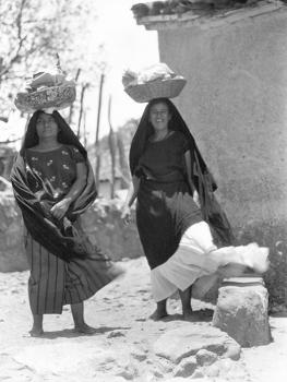'Women in Tehuantepec, Mexico, 1929' Photographic Print - Tina Modotti ...