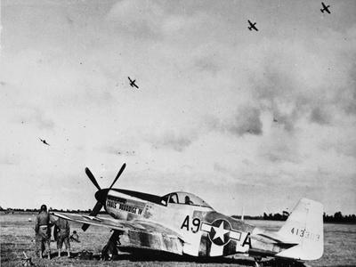 World War II (1939-1945) (Wwii): American Squadron of P51 Mustang ...